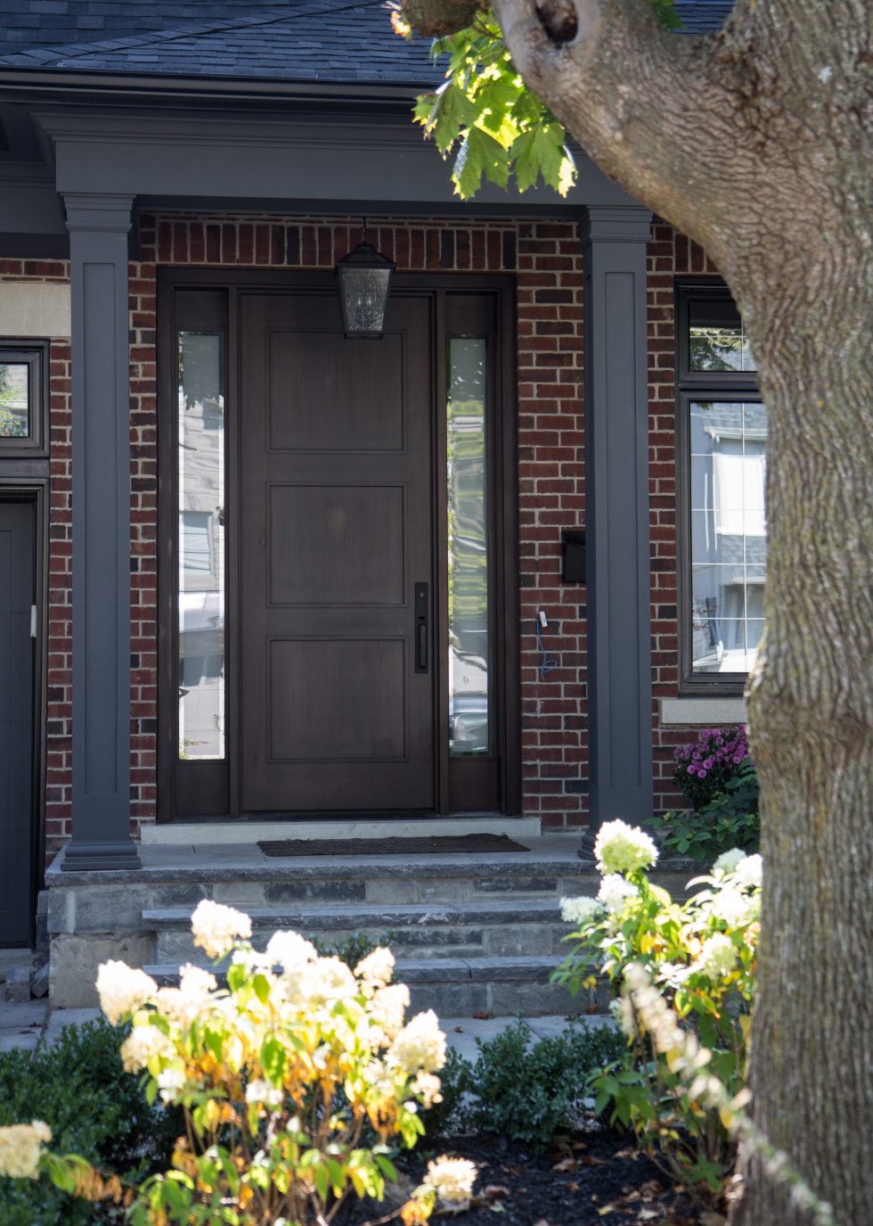 How to Choose the Right Entry Door for Your Home